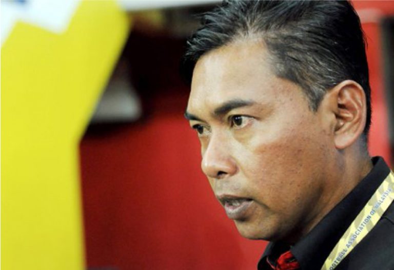 Biografi – Azman Adnan